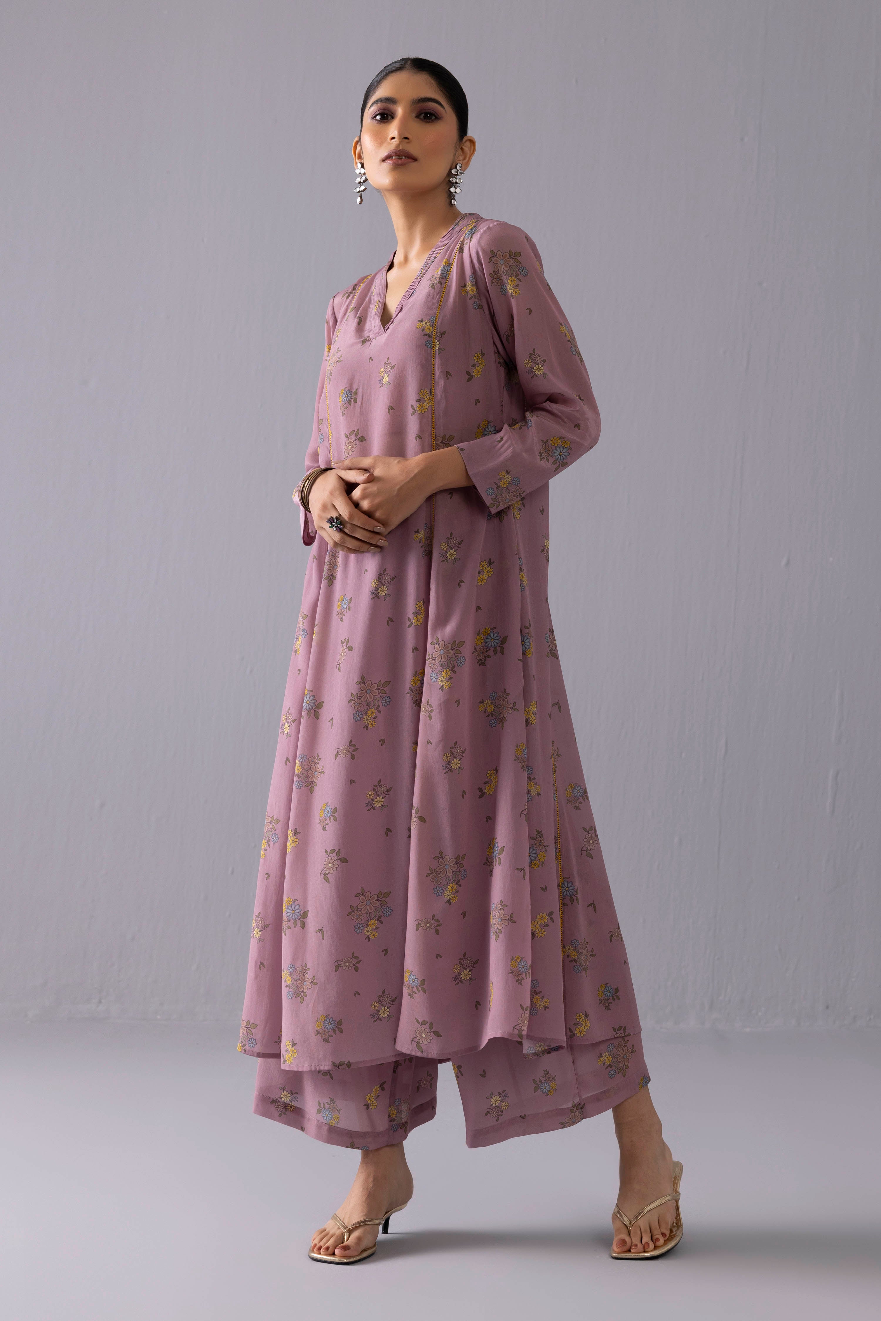 Thea Daisy Purple – Label Shreya Sharma